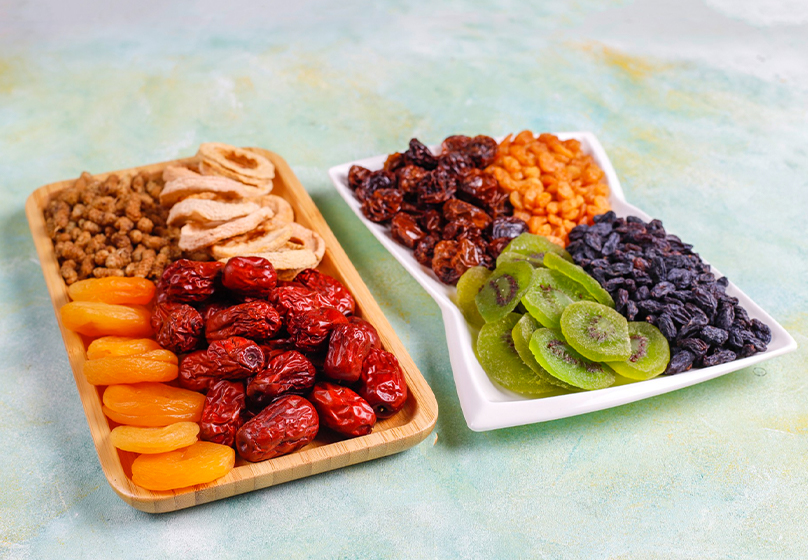 10 Smart Ways to Replace Your Snacks with Dried Fruits - The Salty Plum ...
